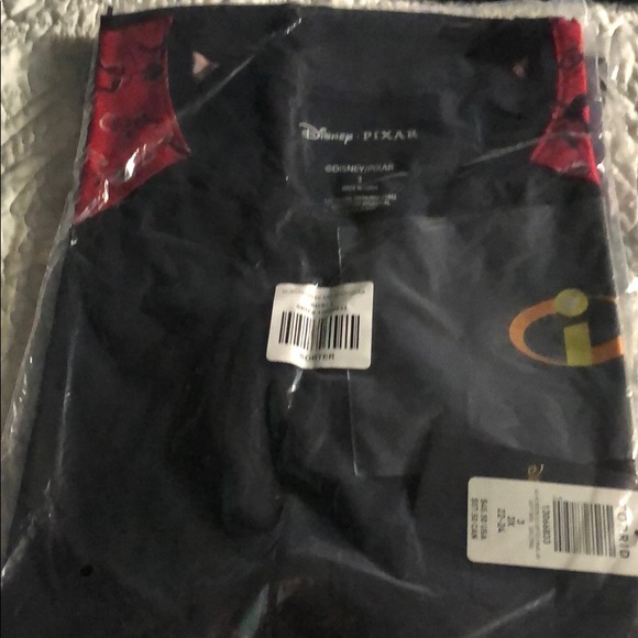 torrid | Tops | Disneypixar Incredibles Blackred Raglan Top | Poshmark